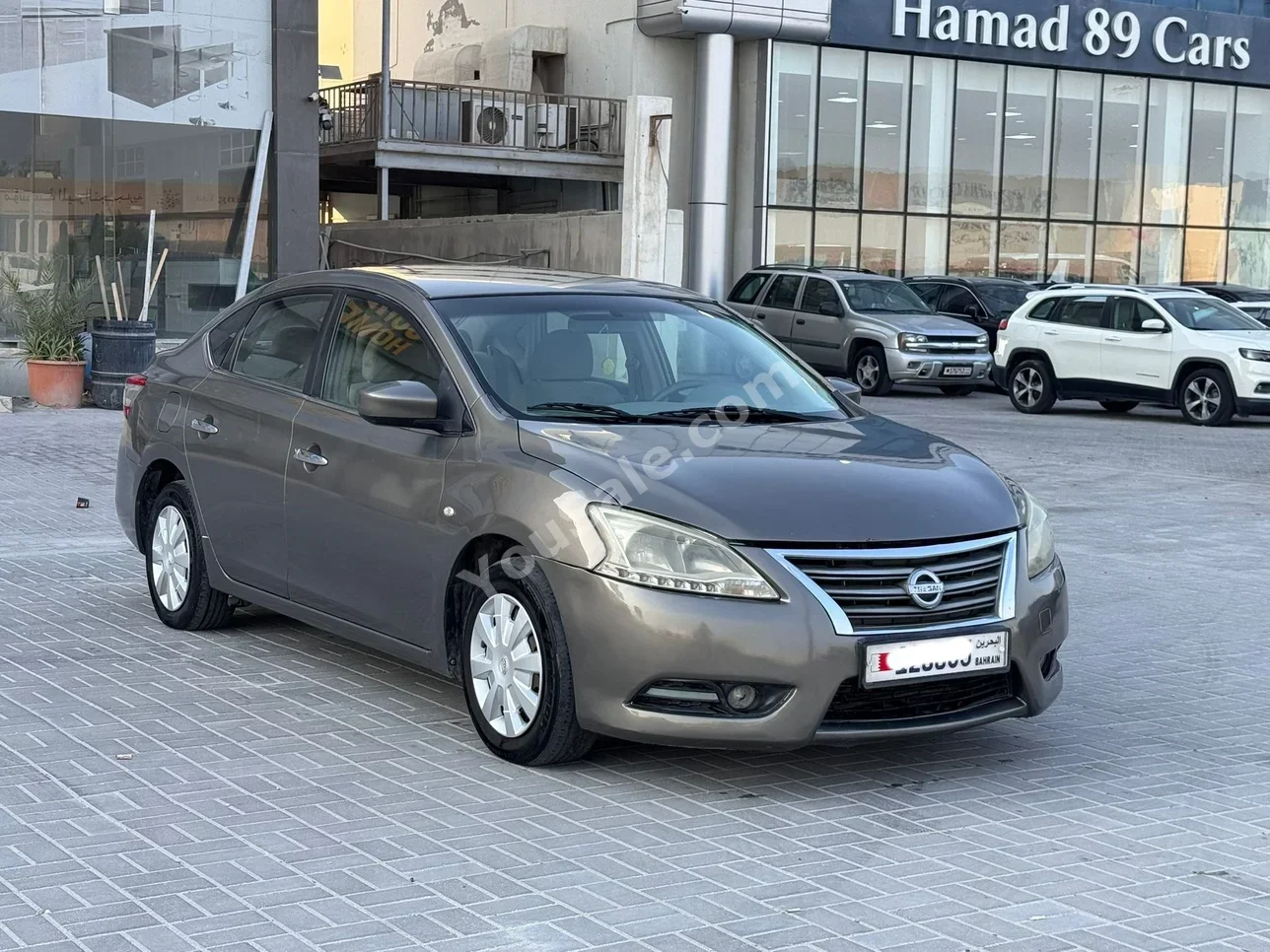 Nissan Sentra Gray 2014 For Sale in Bahrain