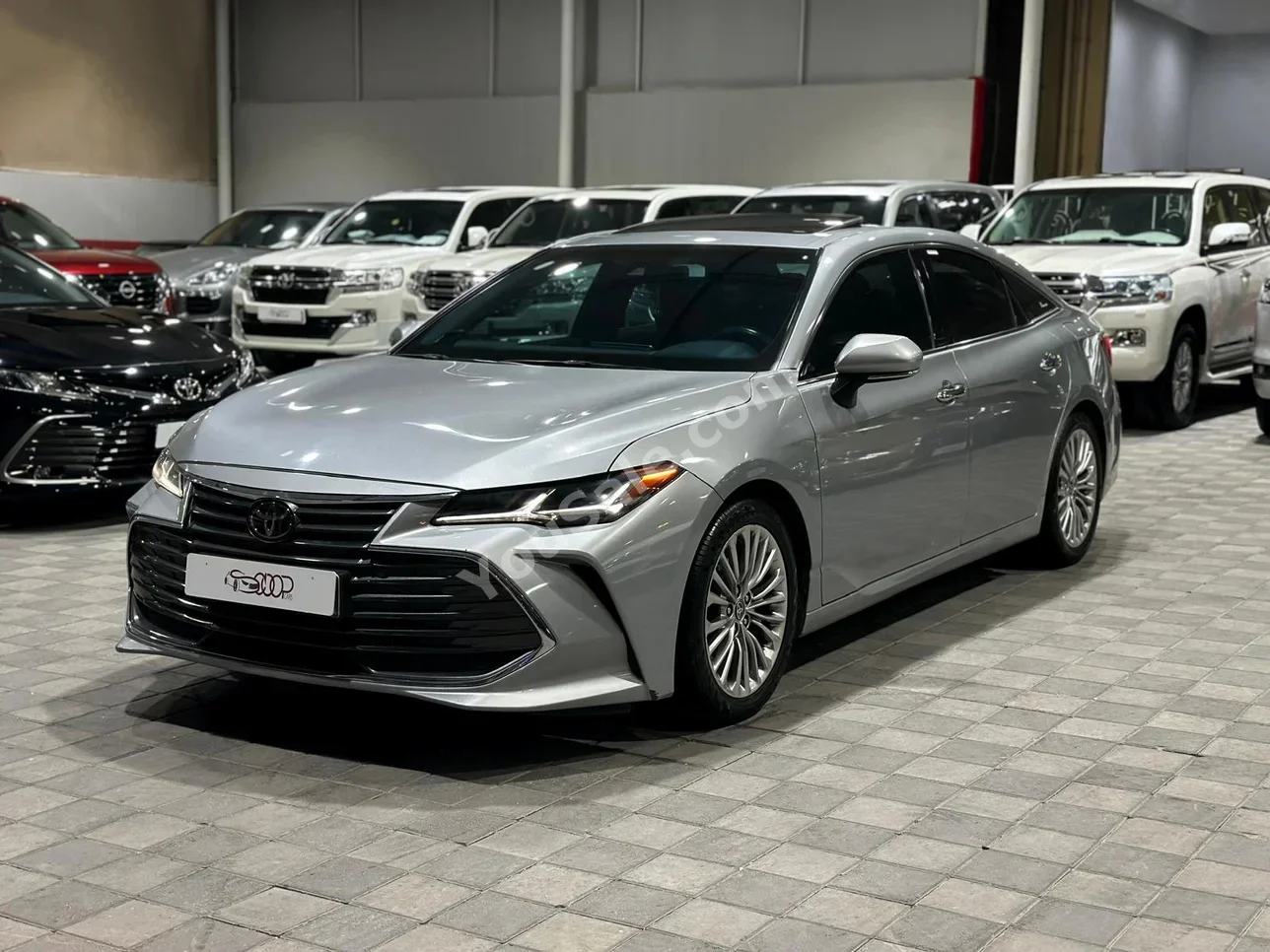 Toyota Avalon Limited Gray 2020 For Sale in Bahrain