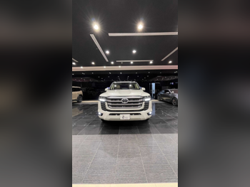 Toyota Land Cruiser GXR White 2025 For Sale in Bahrain